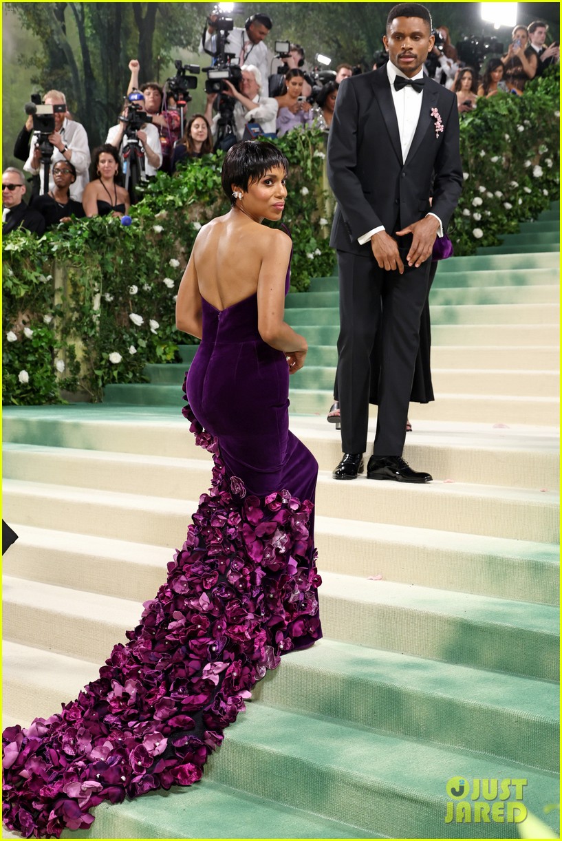 Kerry Washington Goes Pretty in Purple for Met Gala 2024 with Husband ...