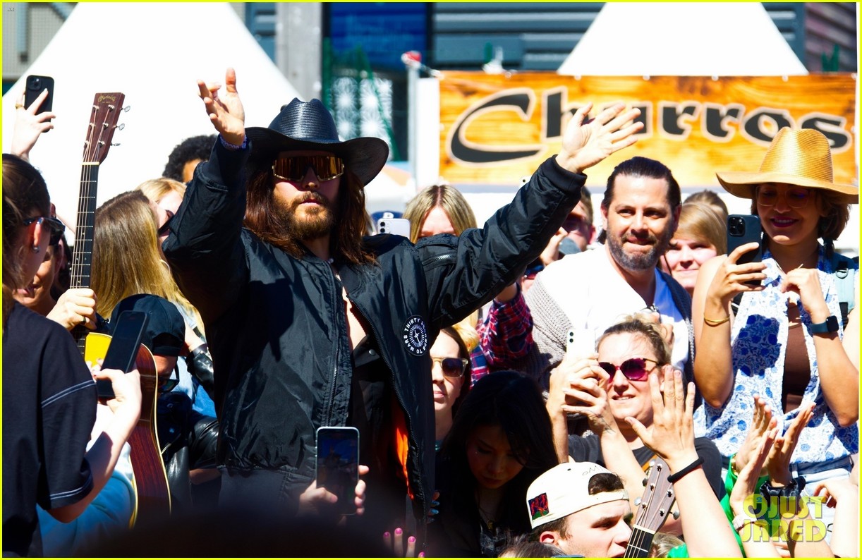 Jared Leto Surprises Fans with Thirty Seconds to Mars Show in Berlin ...