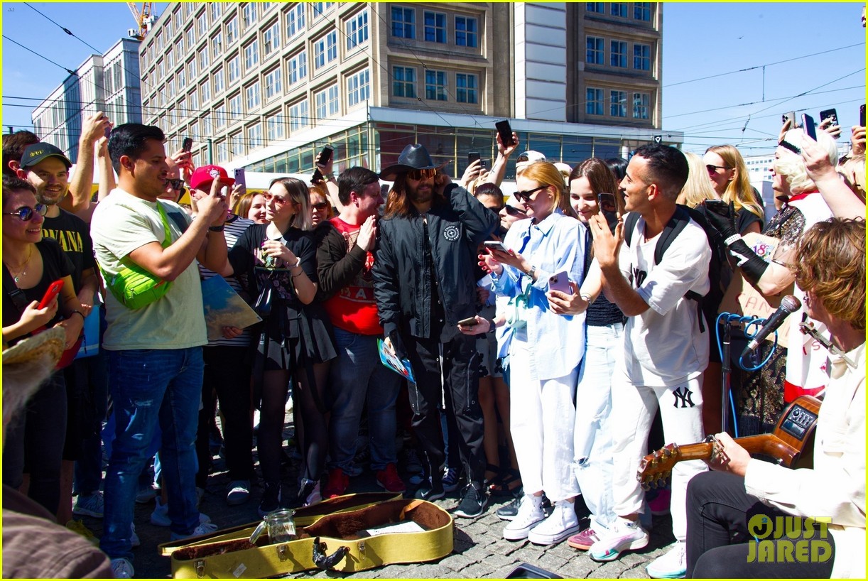 Jared Leto Surprises Fans with Thirty Seconds to Mars Show in Berlin ...