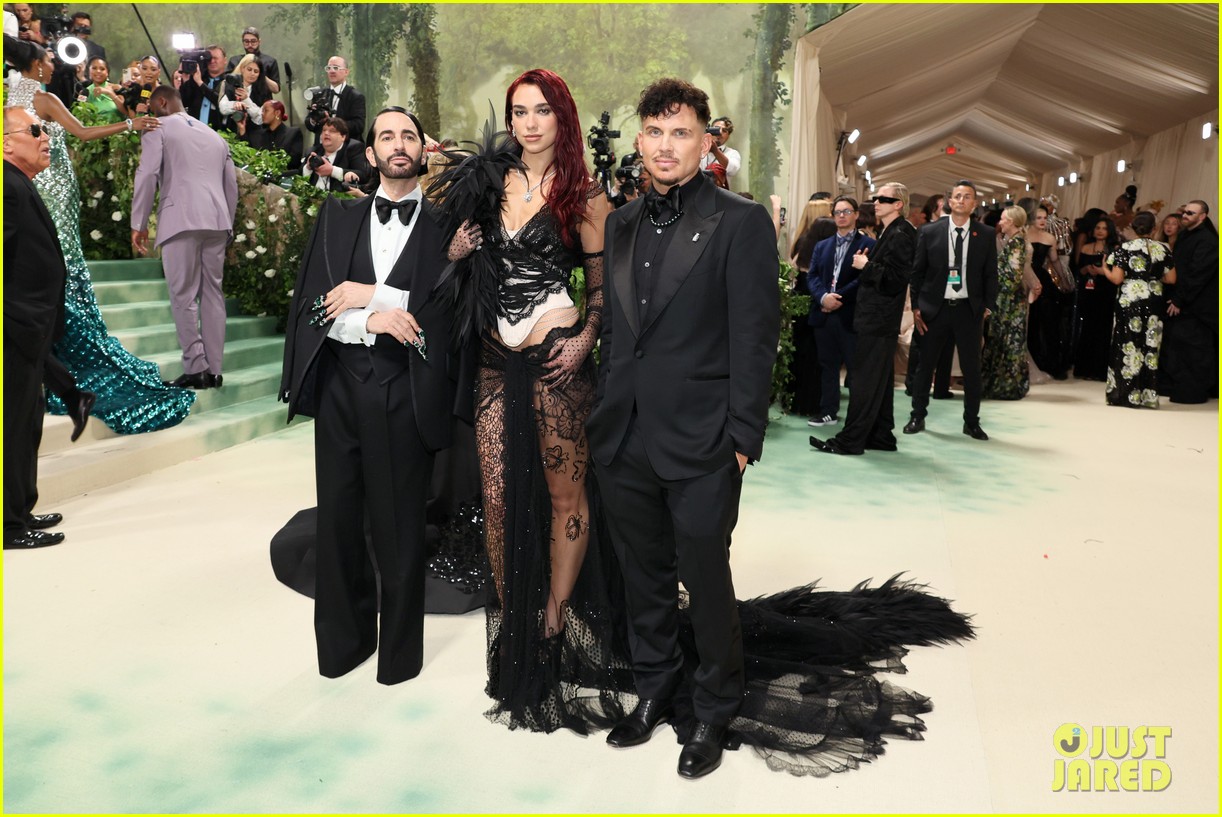 Photo: dua lipa met gala may 2024 7 | Photo 5037850 | Just Jared ...