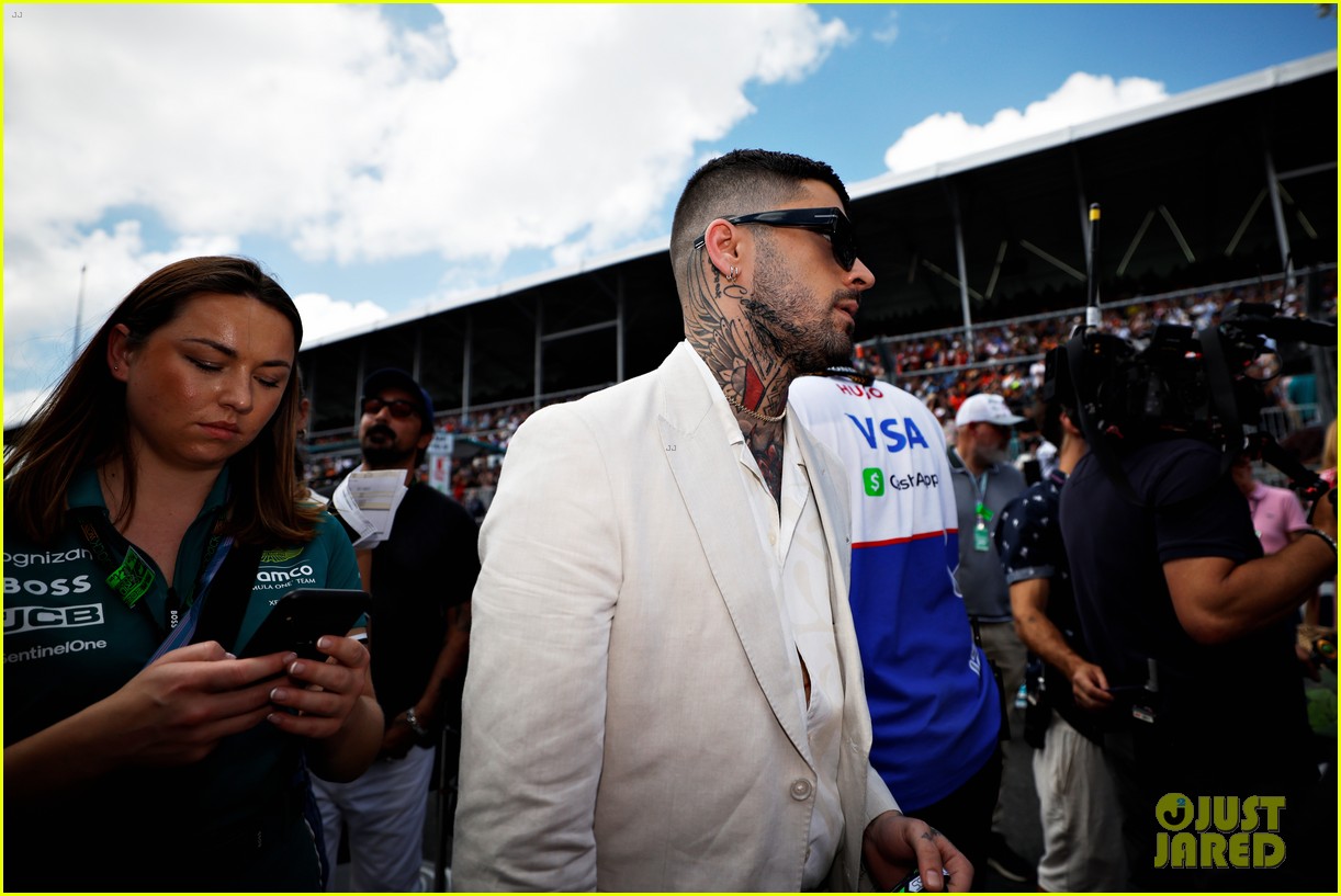 BLACKPINK's Lisa Meets With Formula 1's Max Verstappen, Keke Palmer ...