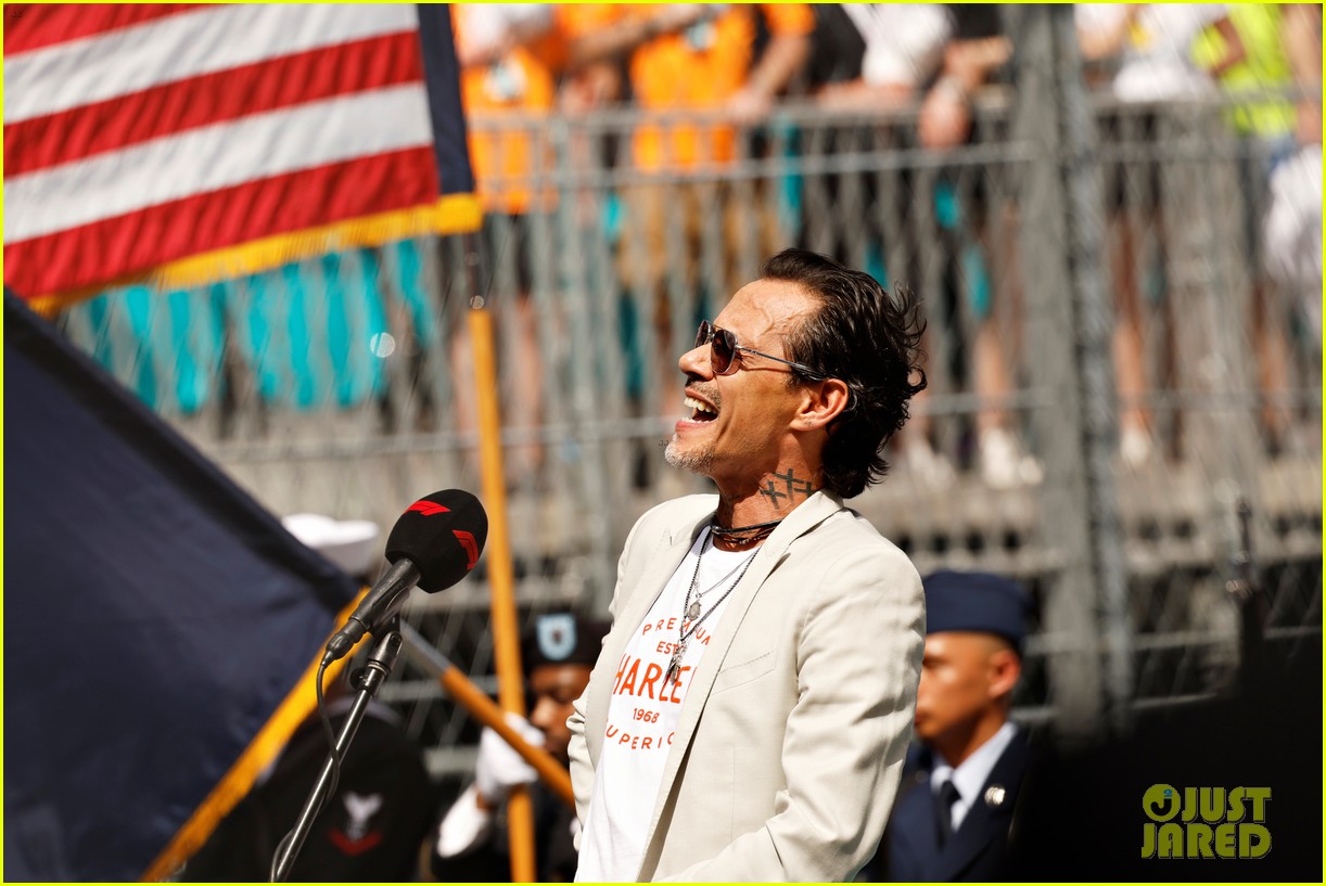 BLACKPINK's Lisa Meets With Formula 1's Max Verstappen, Keke Palmer ...