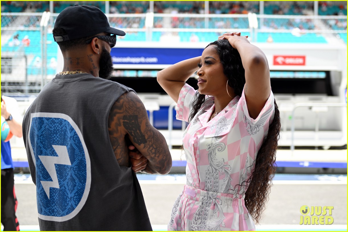 BLACKPINK's Lisa Meets With Formula 1's Max Verstappen, Keke Palmer ...