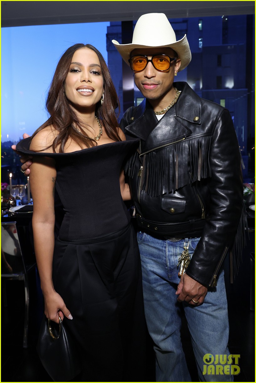 Blake Lively, Rosé, & More Support Pharrell Williams at His Tiffany ...