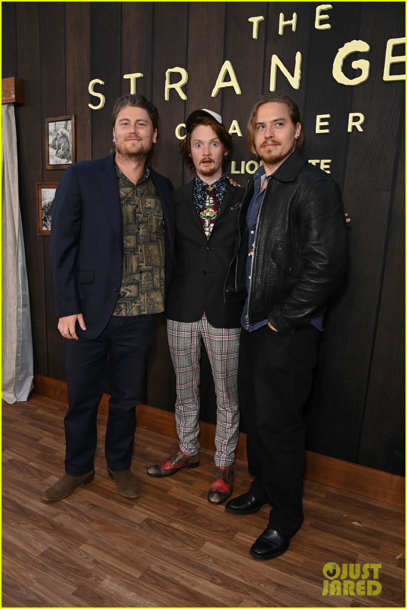 Madelaine Petsch & Froy Gutierrez Premiere 'The Strangers - Chapter 1 ...