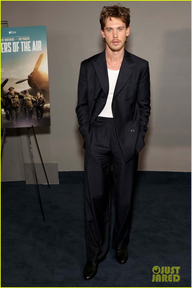 Austin Butler Suits Up For 'Masters Of The Air' Event With Callum ...