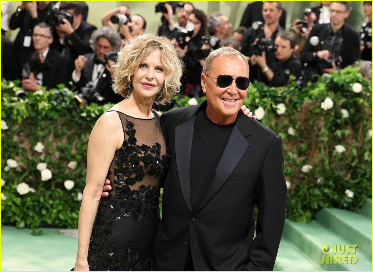 Meg Ryan Makes Her Met Gala Debut at 2024 Event with Michael Kors ...