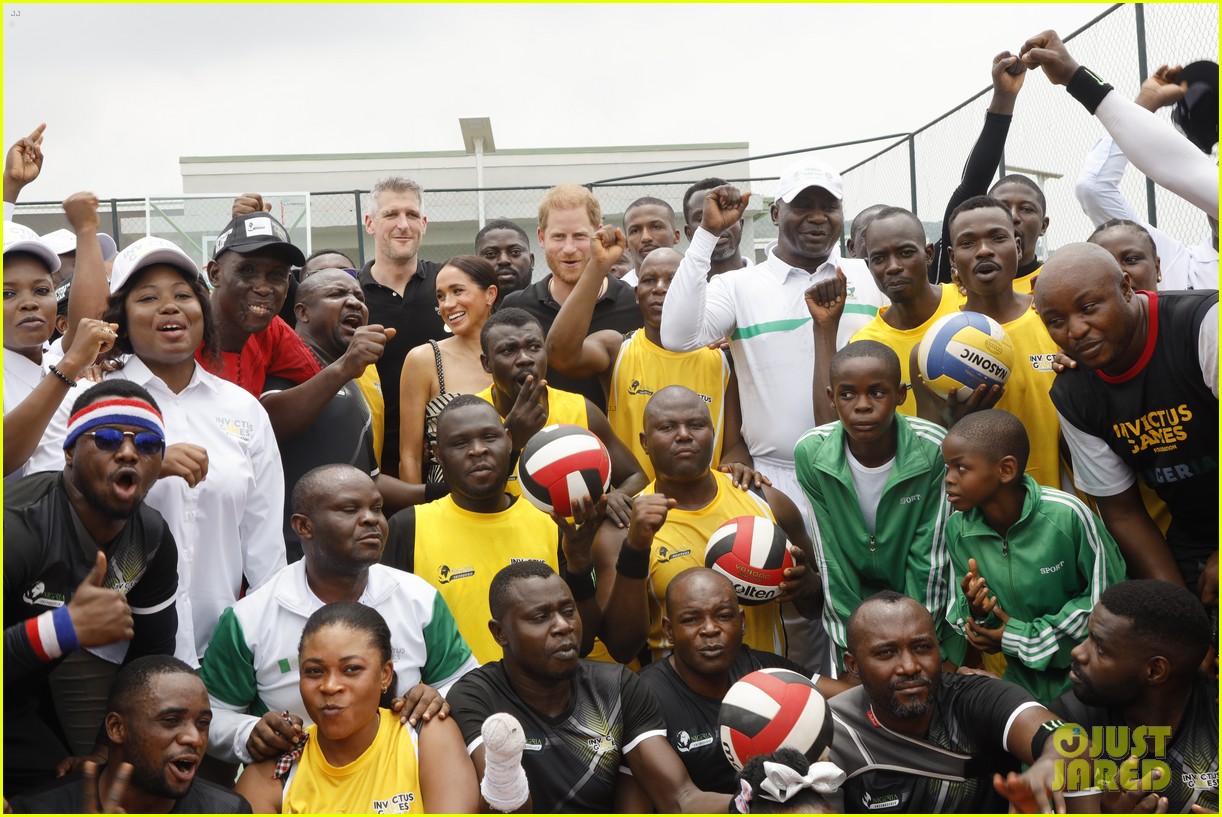 Meghan Markle Wears Princess Diana's Cross Necklace During Nigeria Trip ...