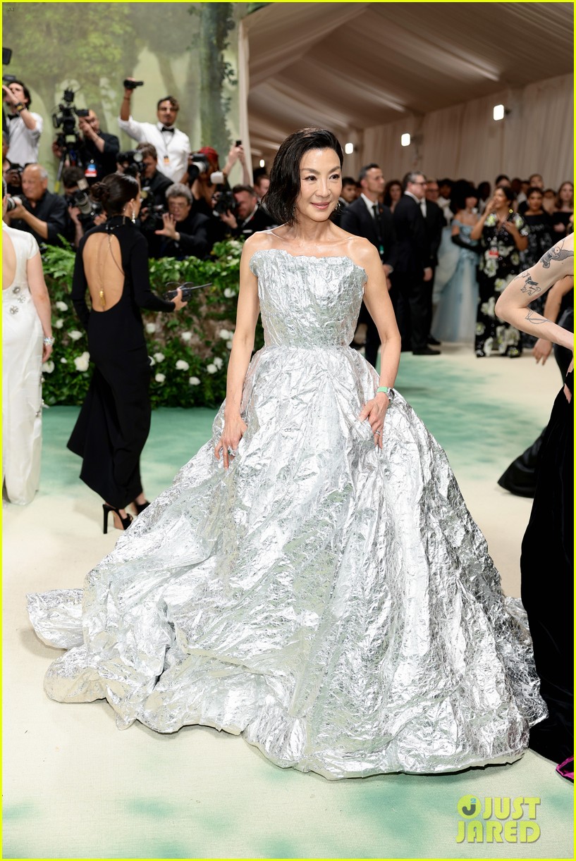 Michelle Yeoh Cast as Lead In 'Blade Runner 2099' Series at Prime Video ...