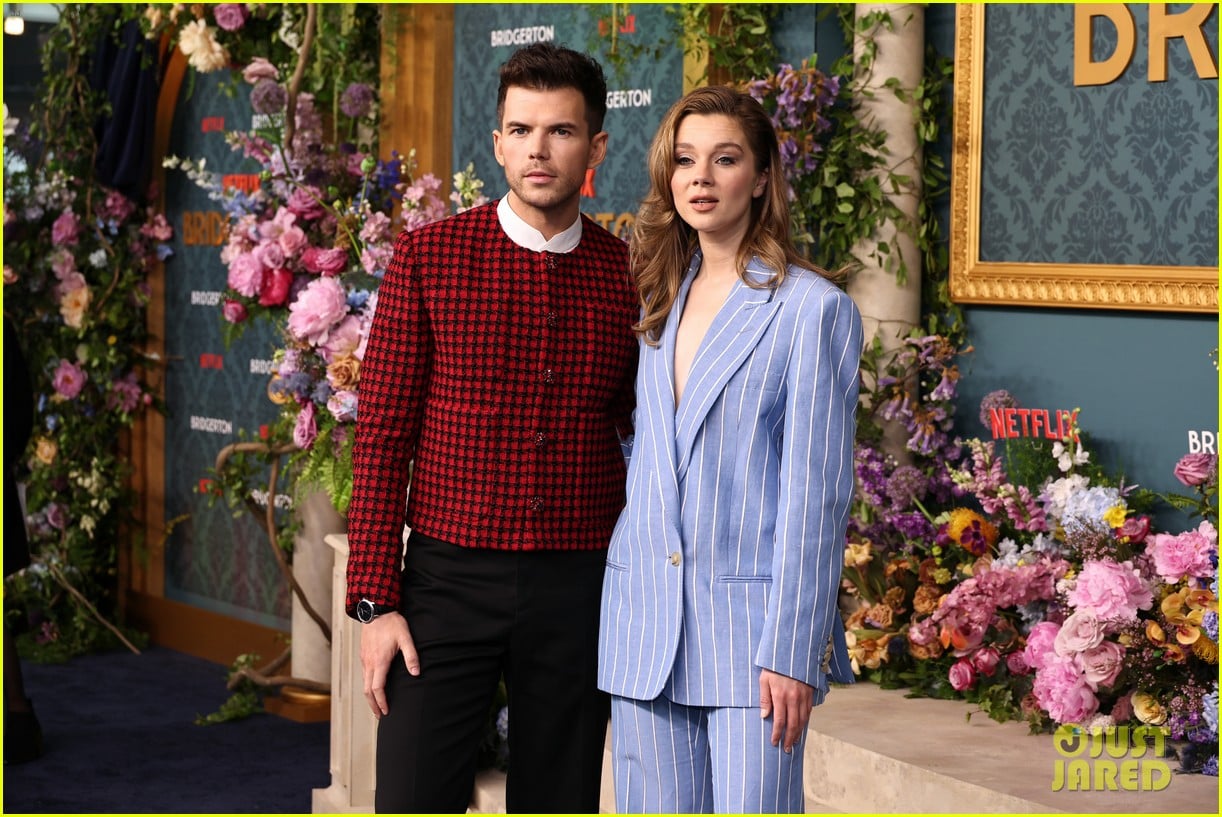 Nicola Coughlan Reacts to Luke Newton Dating Rumors at 'Bridgerton ...