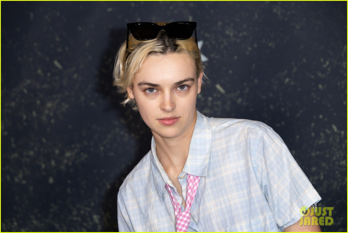 Bailee Madison, Malia Pyles & More Premiere 'Pretty Little Liars ...