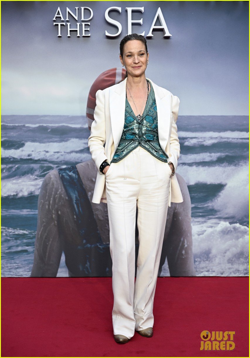 Daisy Ridley Joins Sian Clifford, Tilda Cobham-Hervey, & Jeanette Haim ...