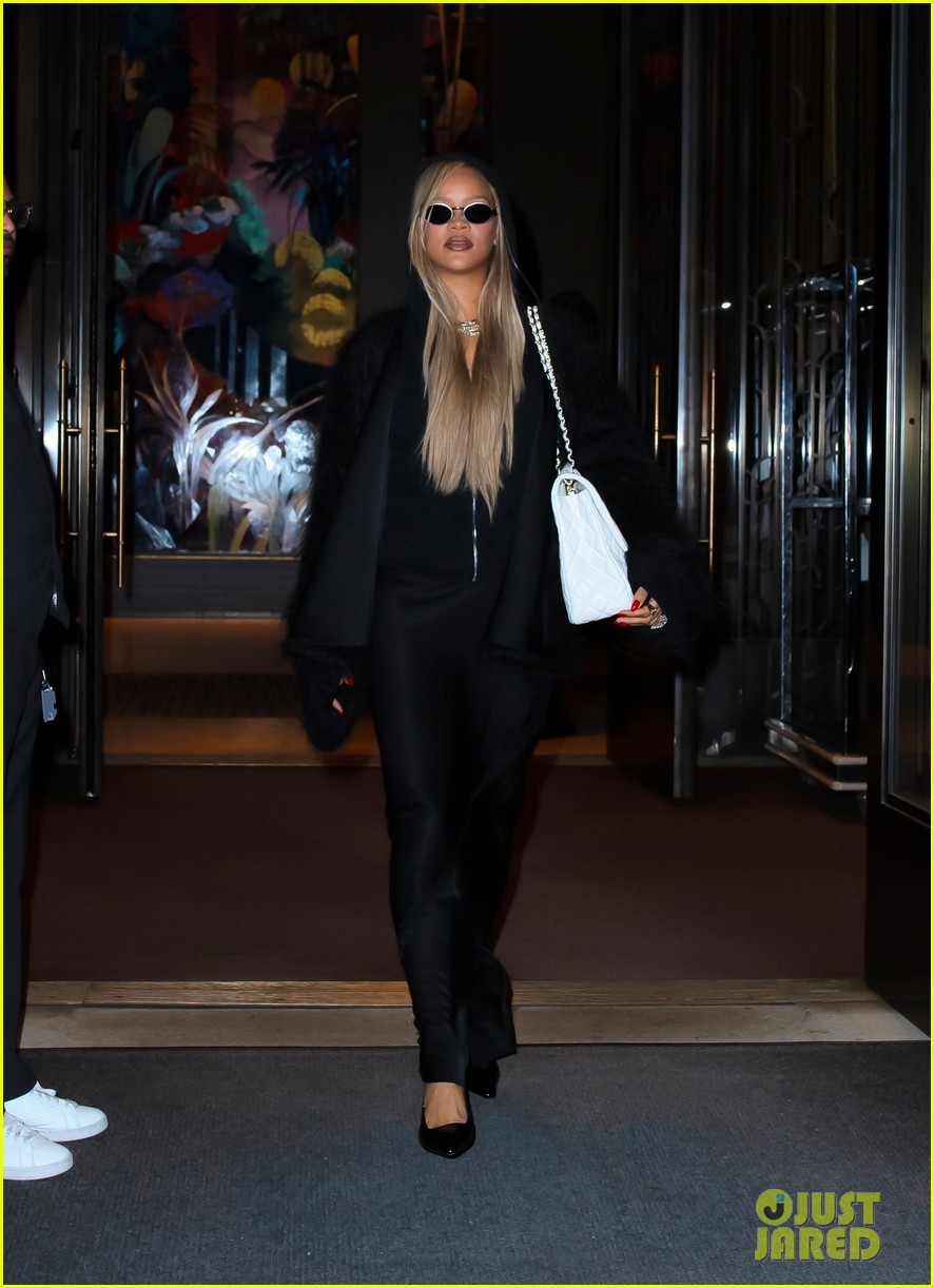 Rihanna Spotted on Date Night with A$AP Rocky After Skipping Met Gala ...