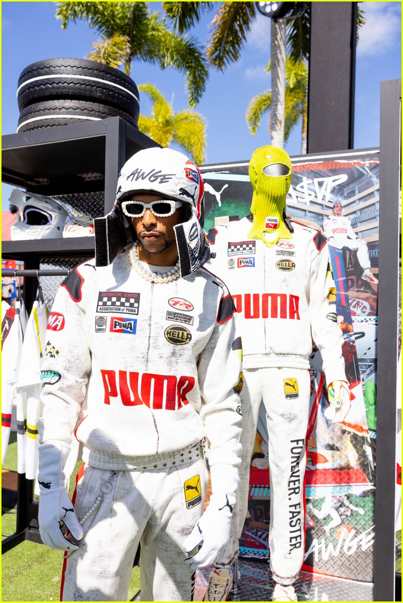 Rihanna Rocks Bubblegum Pink Hair While Supporting A$AP Rocky at Puma ...