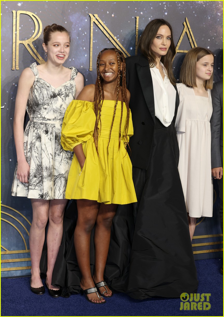 Angelina Jolie's Daughter Shiloh Files Legal Docs to Drop Dad Brad Pitt's Name: Photo 5045826 ...