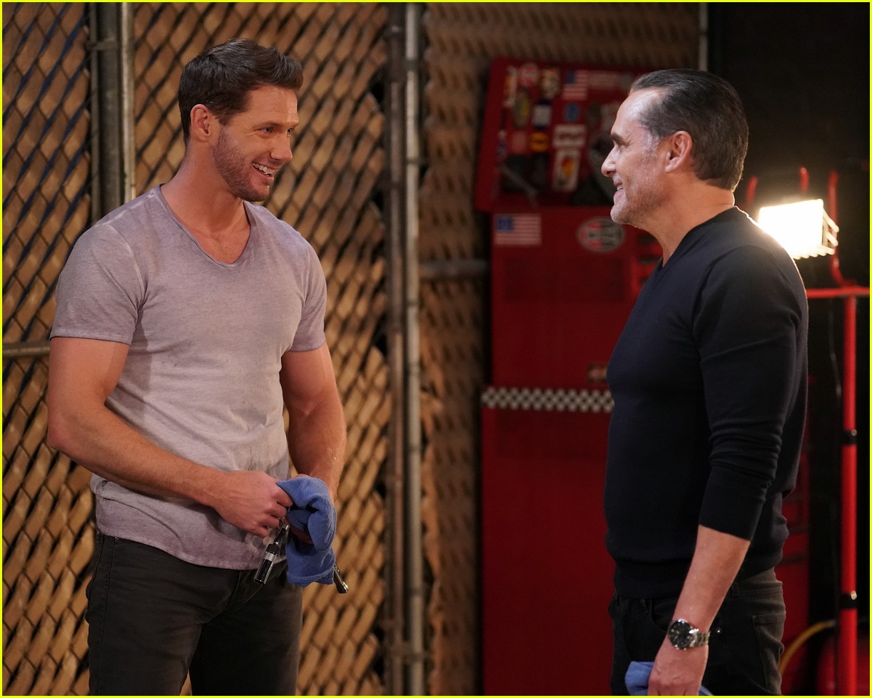 General Hospital's Johnny Wactor Hailed a Hero, Shielded Female Co ...