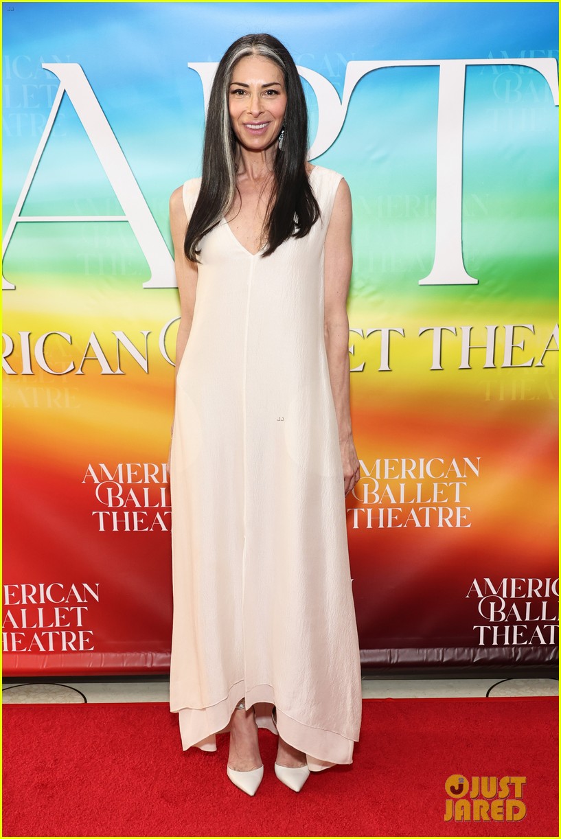 Sophia Bush & Ashlyn Harris Look So In Love at American Ballet Theatre ...