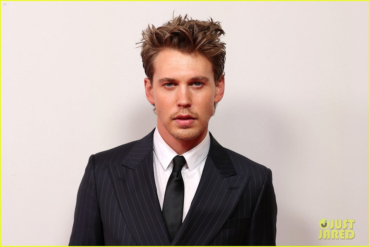 Austin Butler is Classically Handsome in Pinstriped Suit at 'The ...