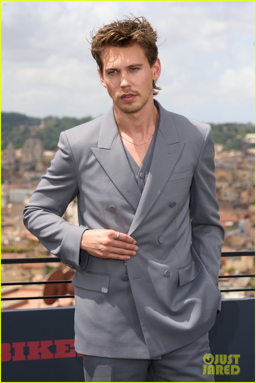 Austin Butler Looks Stylish as Ever at 'The Bikeriders' Photocall in ...