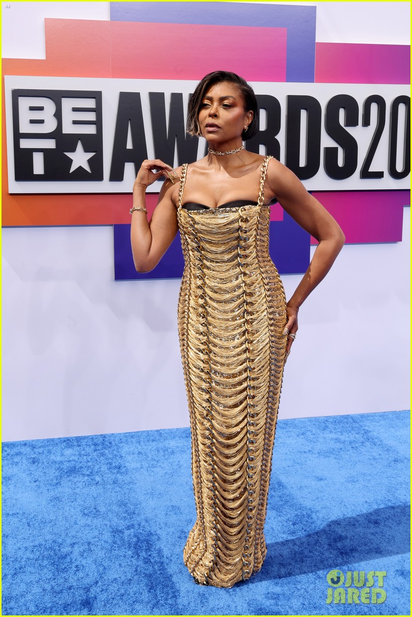 Host Taraji P Henson Is the Golden Goddess While Arriving at BET Awards ...