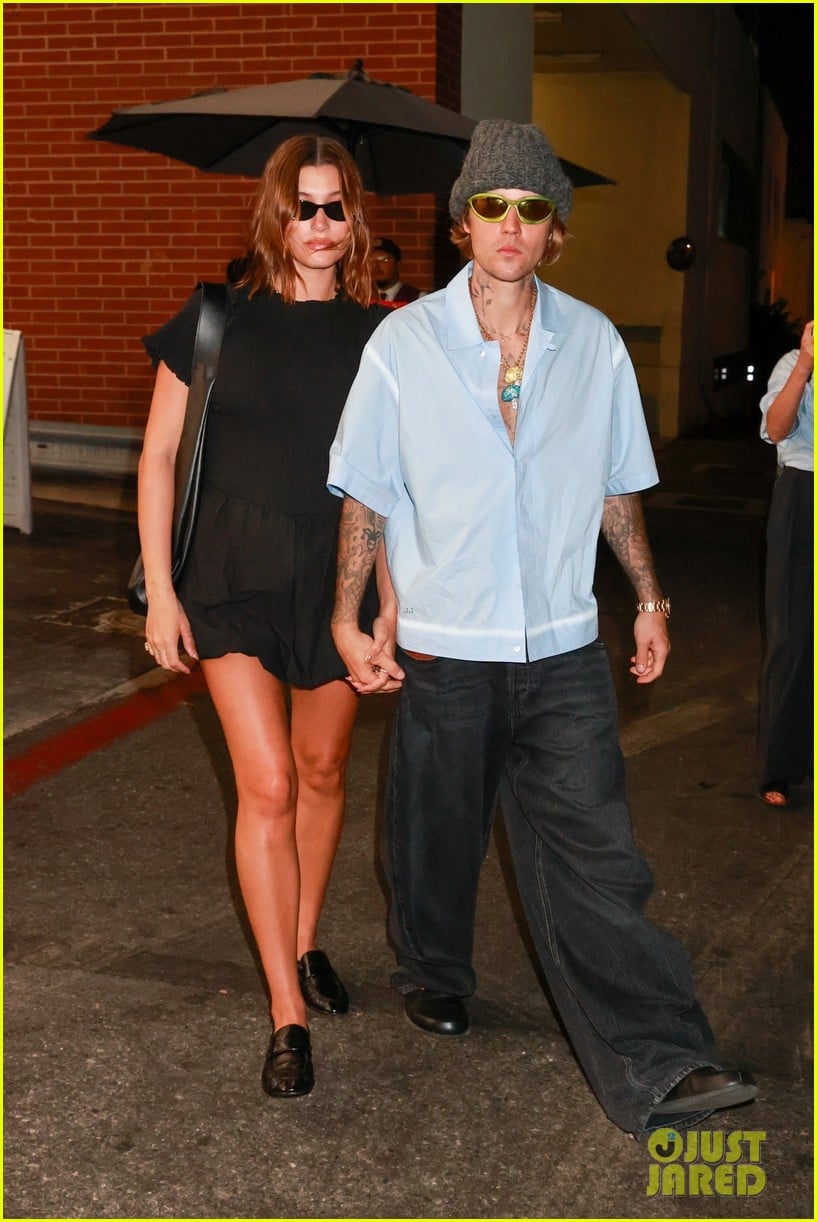 Justin Bieber & Pregnant Wife Hailey Hold Hands During Late-Night ...
