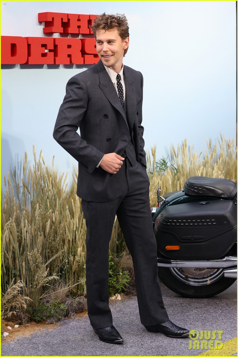 Austin Butler, Jodie Comer, & Tom Hardy Take Over London's Mayfair for 'The Bikeriders' Gala ...