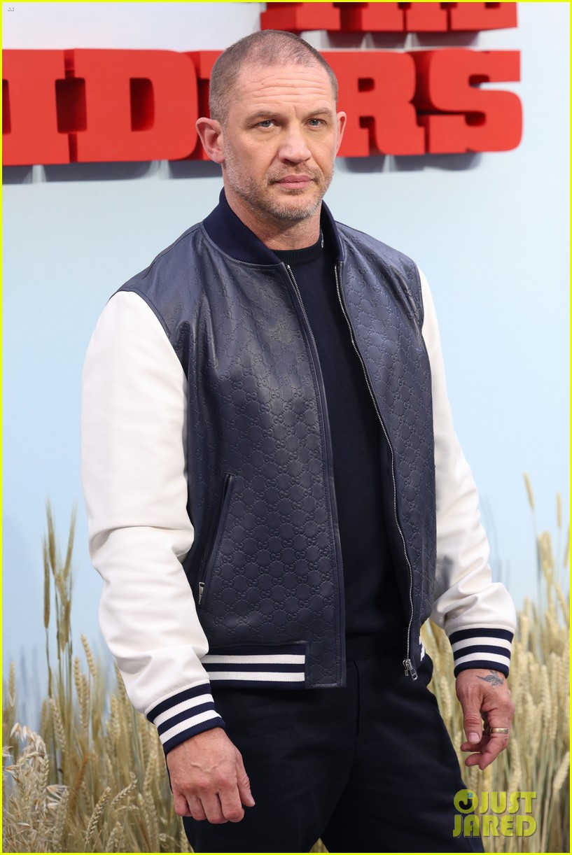 Austin Butler, Jodie Comer, & Tom Hardy Take Over London's Mayfair for 'The Bikeriders' Gala ...