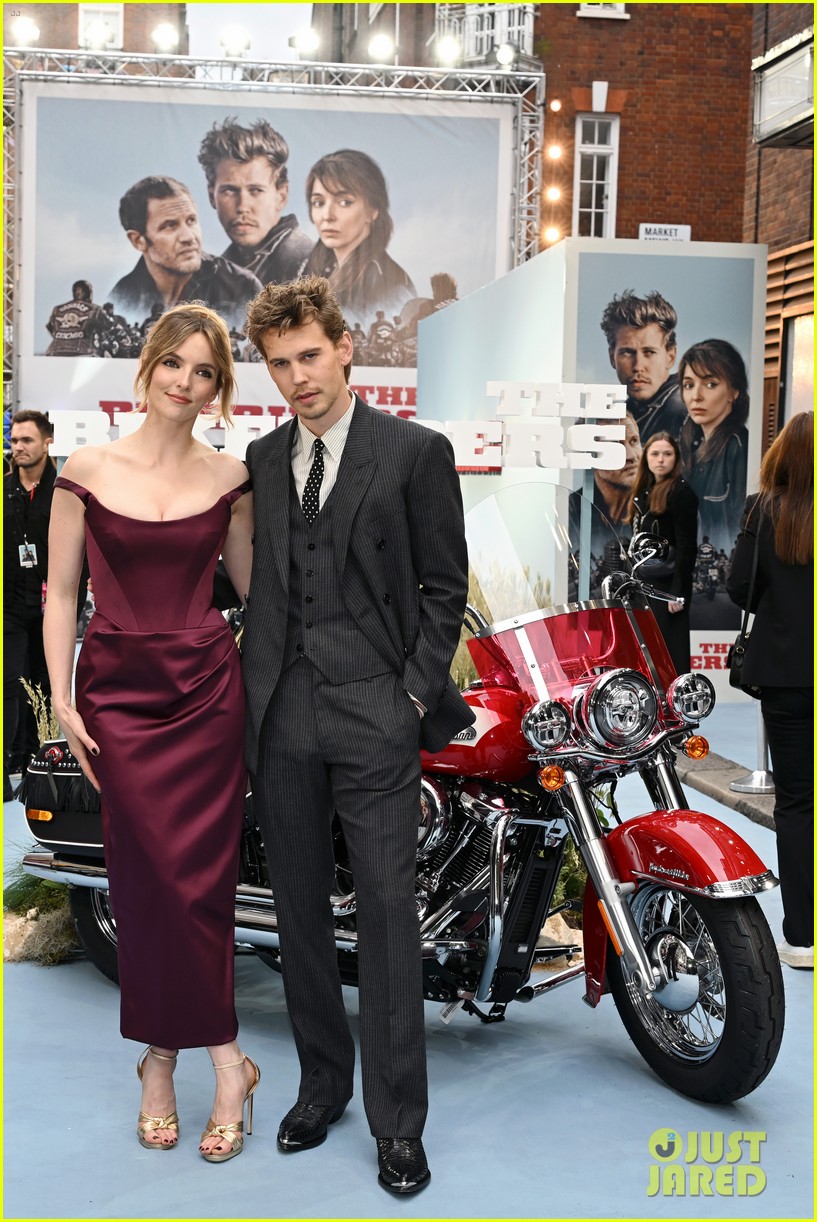 Austin Butler, Jodie Comer, & Tom Hardy Take Over London's Mayfair for 'The Bikeriders' Gala ...