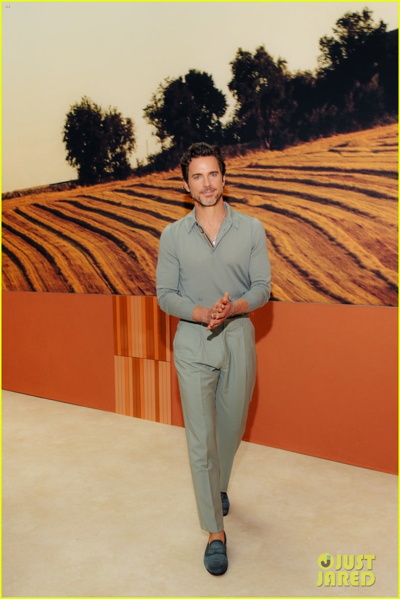 Matt Bomer Shows Off His Arms at Giorgio Armani Show in Milan: Photo ...