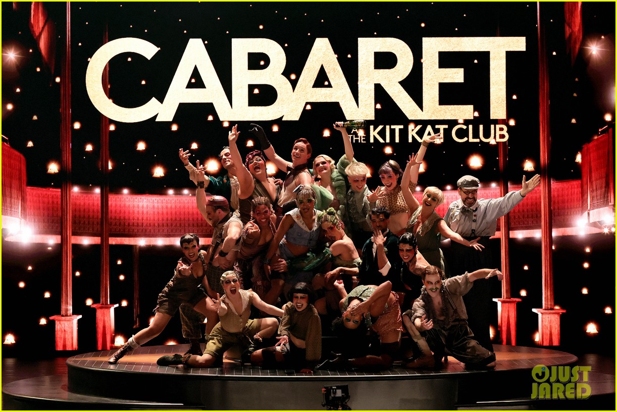 Eddie Redmayne & Gayle Rankin Give Tony Awards Viewers a Taste of New ...