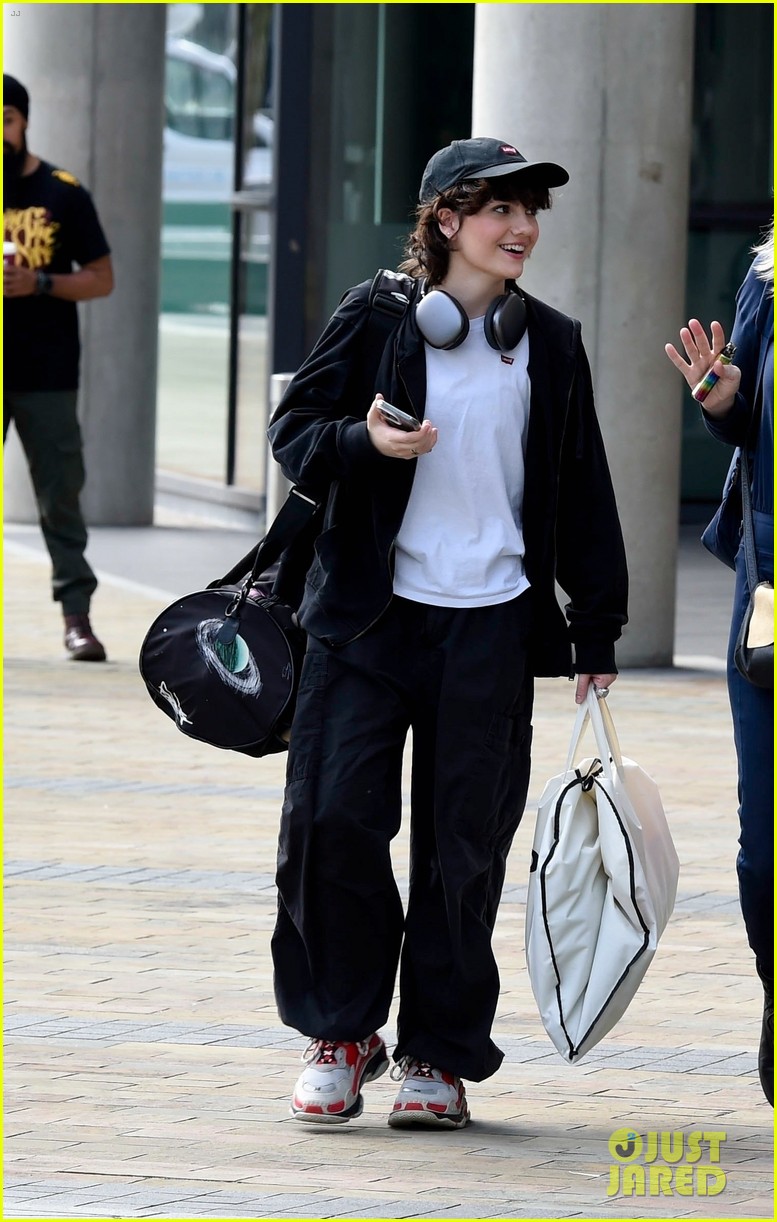 'Geek Girl' Star Emily Carey Rocks Natural Curly Hair in New Candid ...