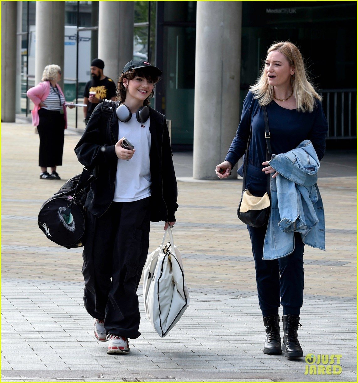 'Geek Girl' Star Emily Carey Rocks Natural Curly Hair in New Candid ...