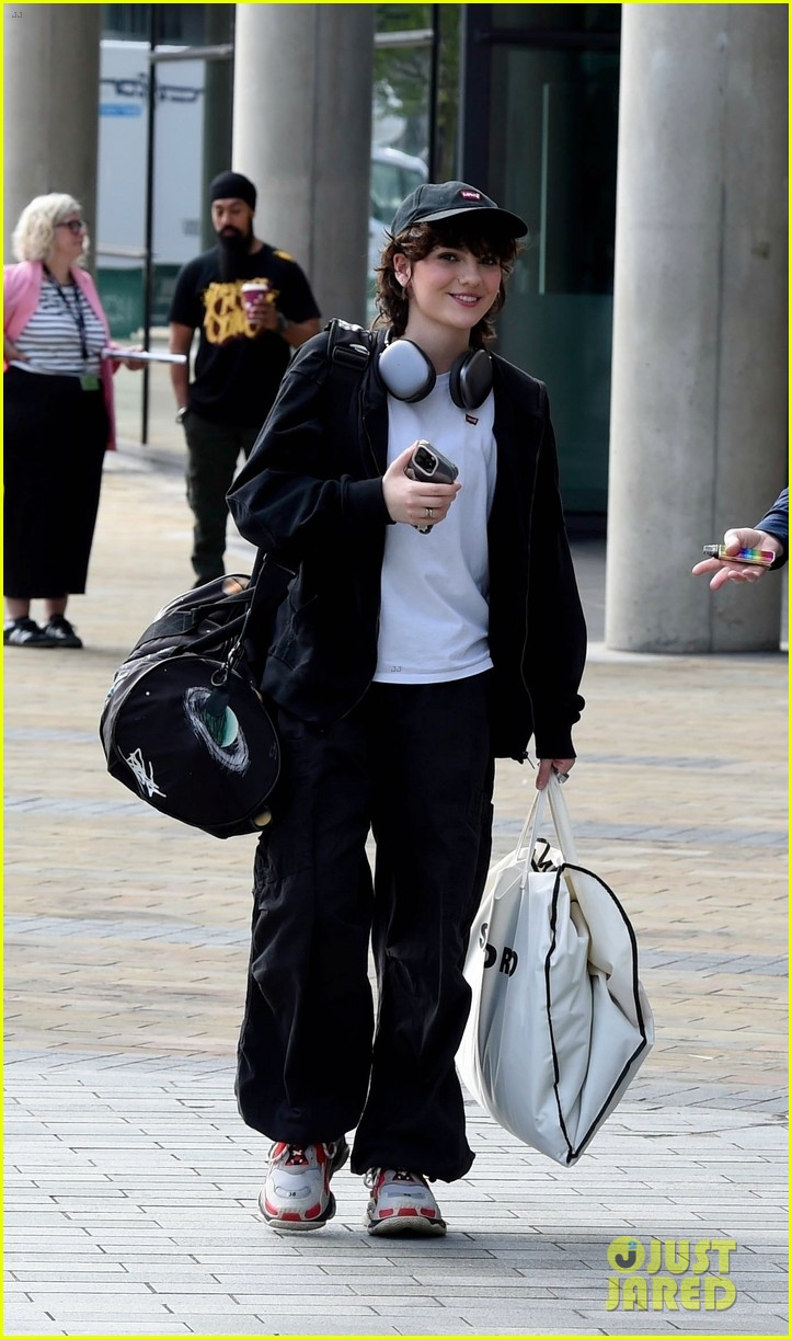 'Geek Girl' Star Emily Carey Rocks Natural Curly Hair in New Candid ...