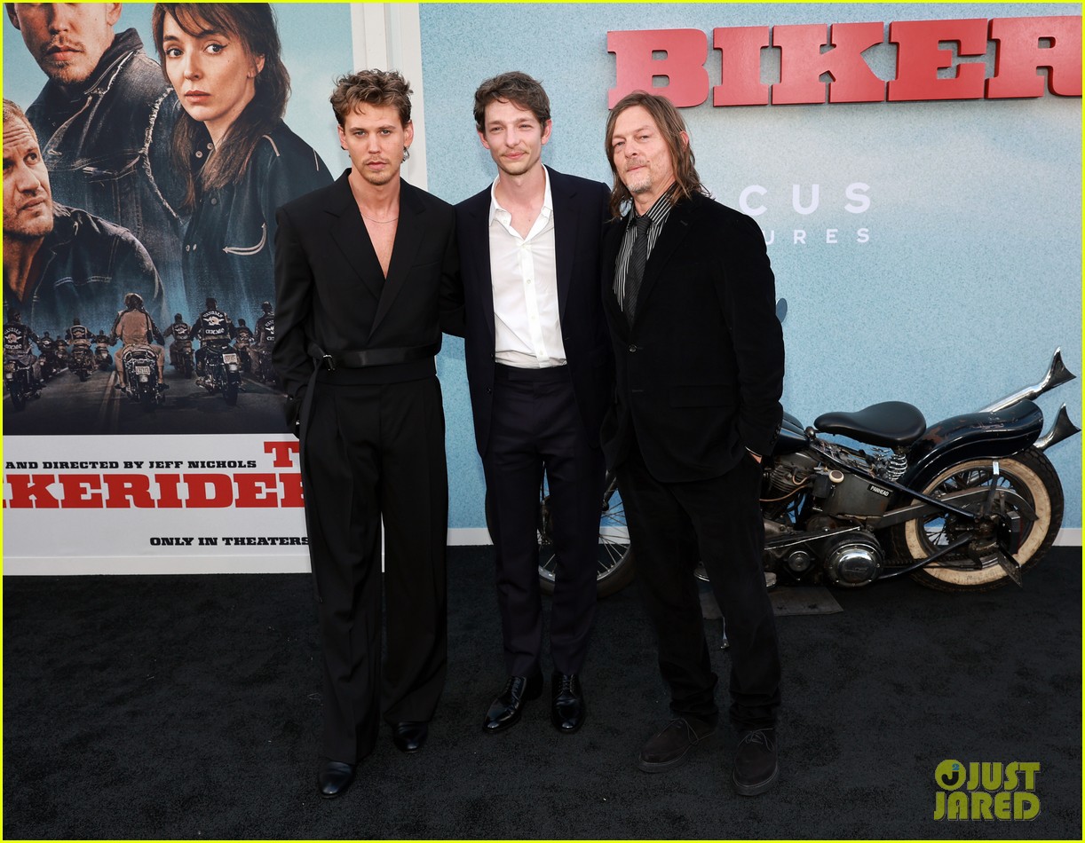 Austin Butler & 'Bikeriders' Cast Meet Cher at L.A. Premiere!: Photo ...