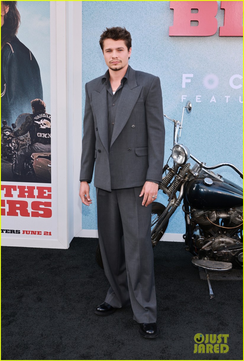 Austin Butler & 'Bikeriders' Cast Meet Cher at L.A. Premiere!: Photo ...