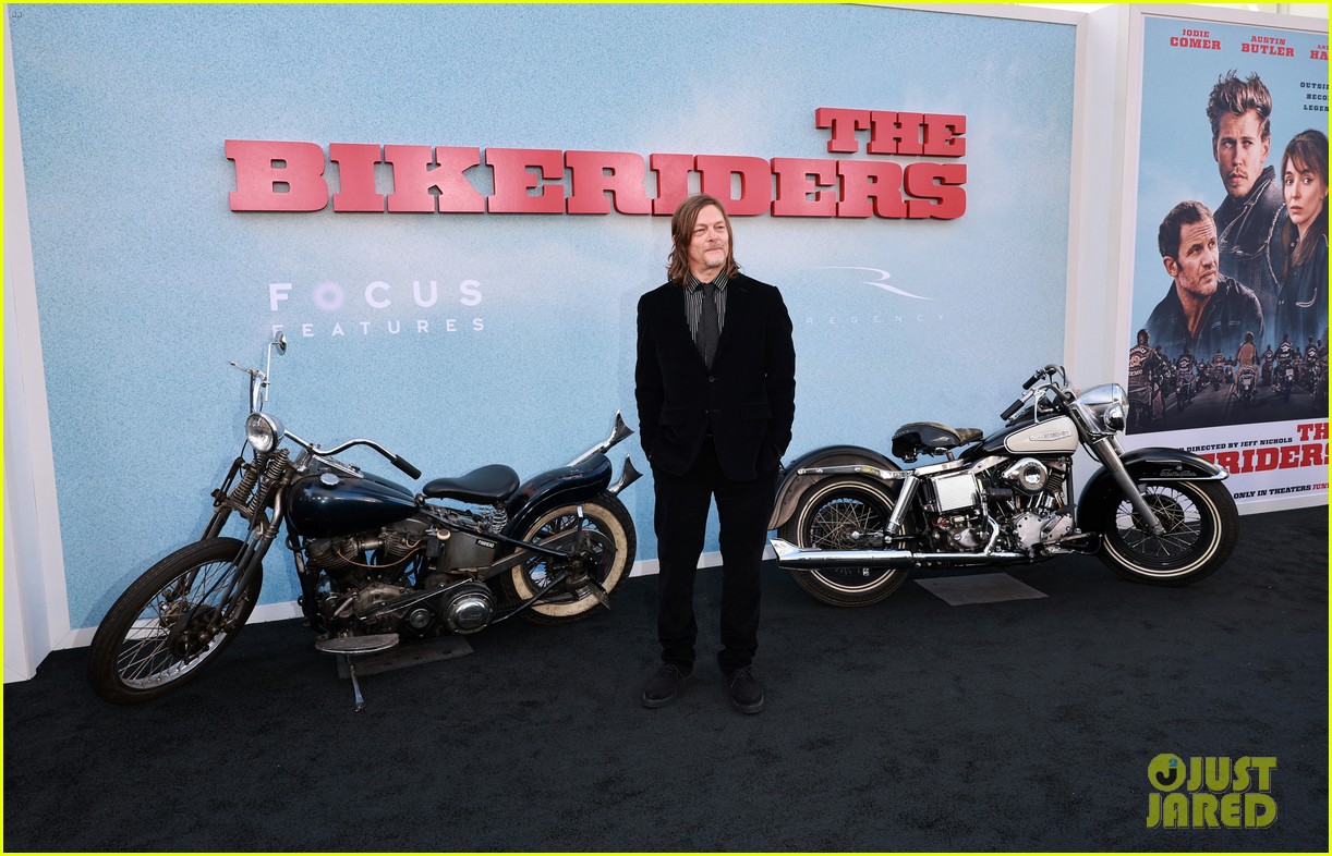 Austin Butler & 'Bikeriders' Cast Meet Cher at L.A. Premiere!: Photo ...