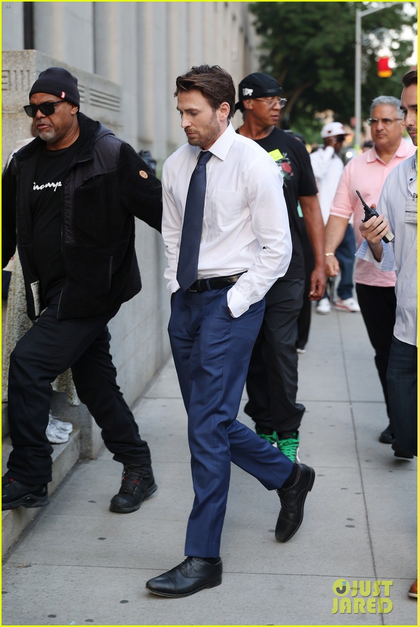 Dakota Johnson & Chris Evans Film Scenes for 'Materialists' at County Clerk's Office: Photo ...