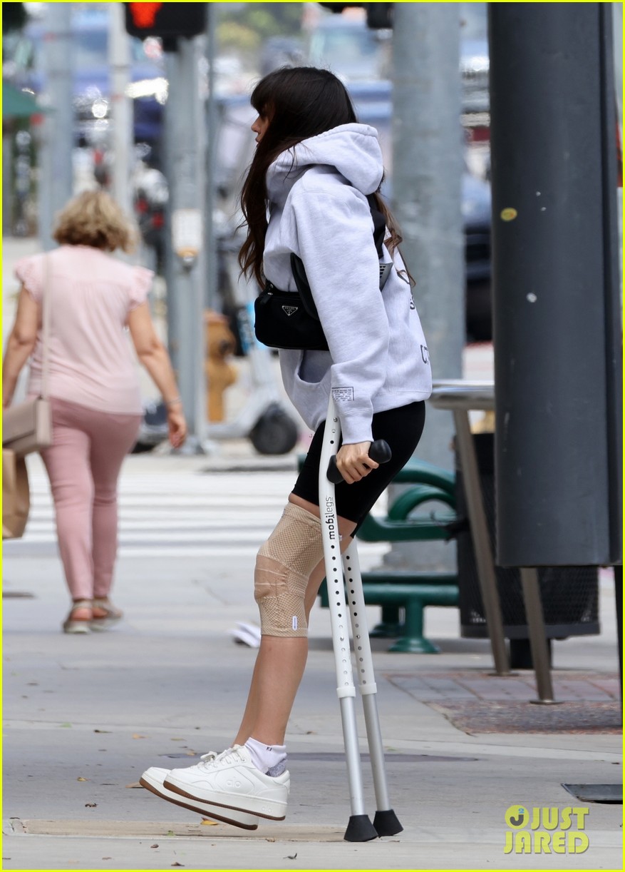 Nina Dobrev Spotted Walking on Crutches After Physical Therapy Session ...