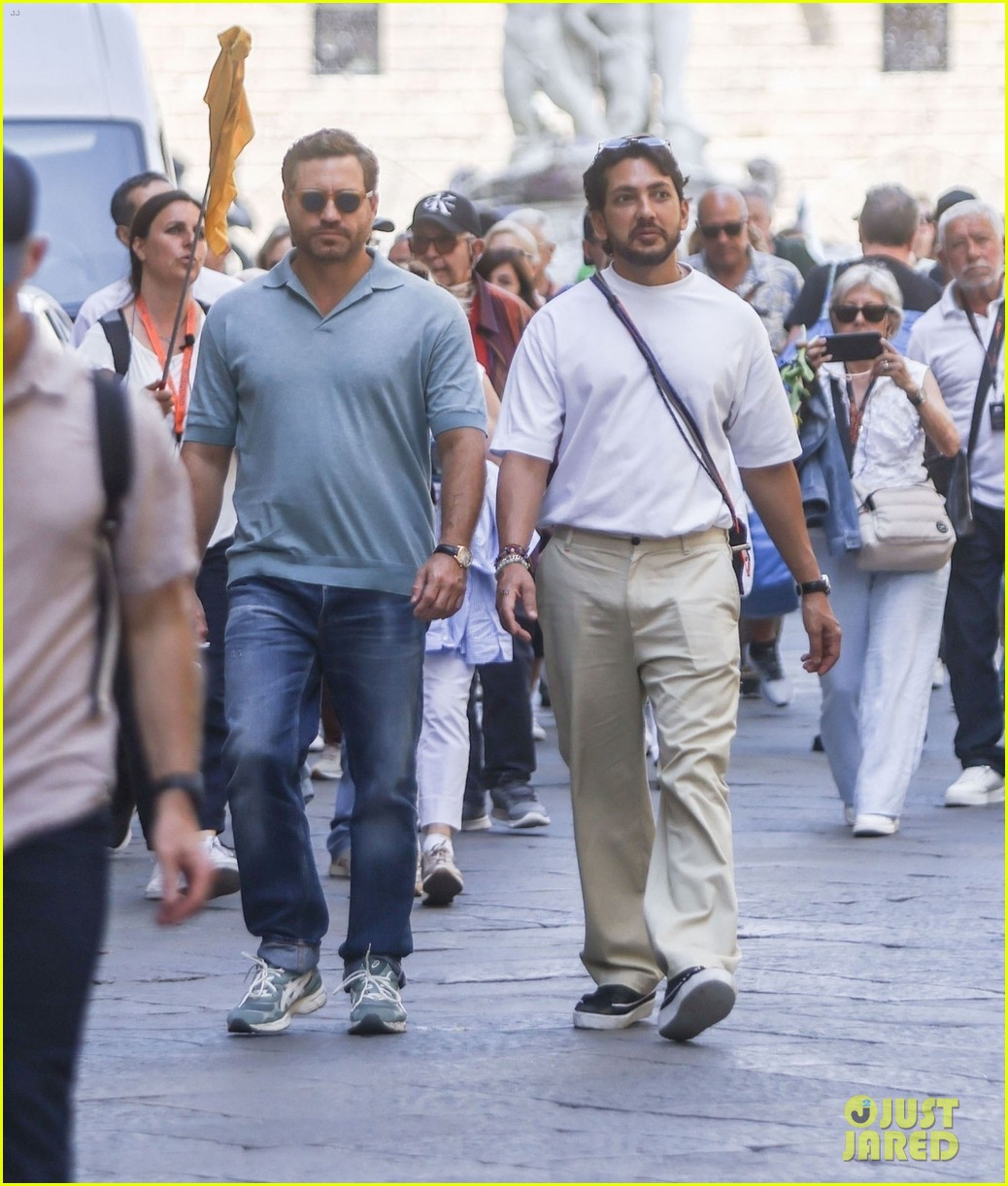 Edgar Ramirez Goes Sightseeing in Florence with Close Friend Victor Rocha Laporta: Photo 5048994 ...