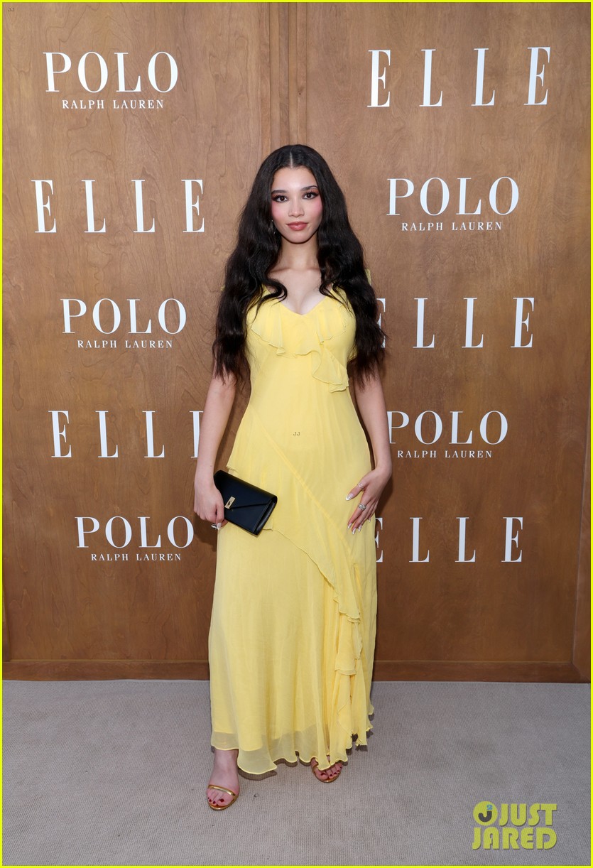 Bailee Madison Meets Up With OG 'Pretty Little Liars' Star Sasha ...