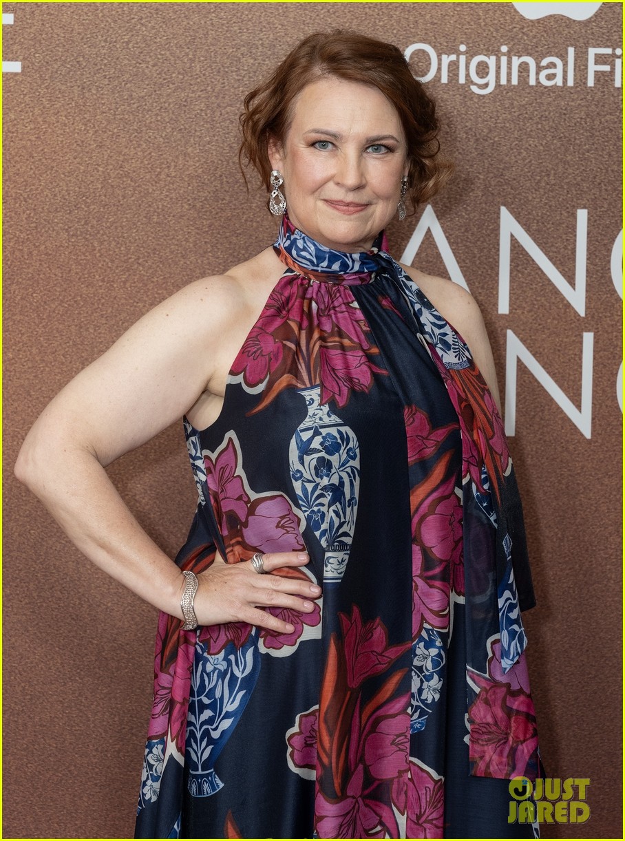 Lily Gladstone & Isabel Deroy-Olson Attend 'Fancy Dance' Premiere in ...