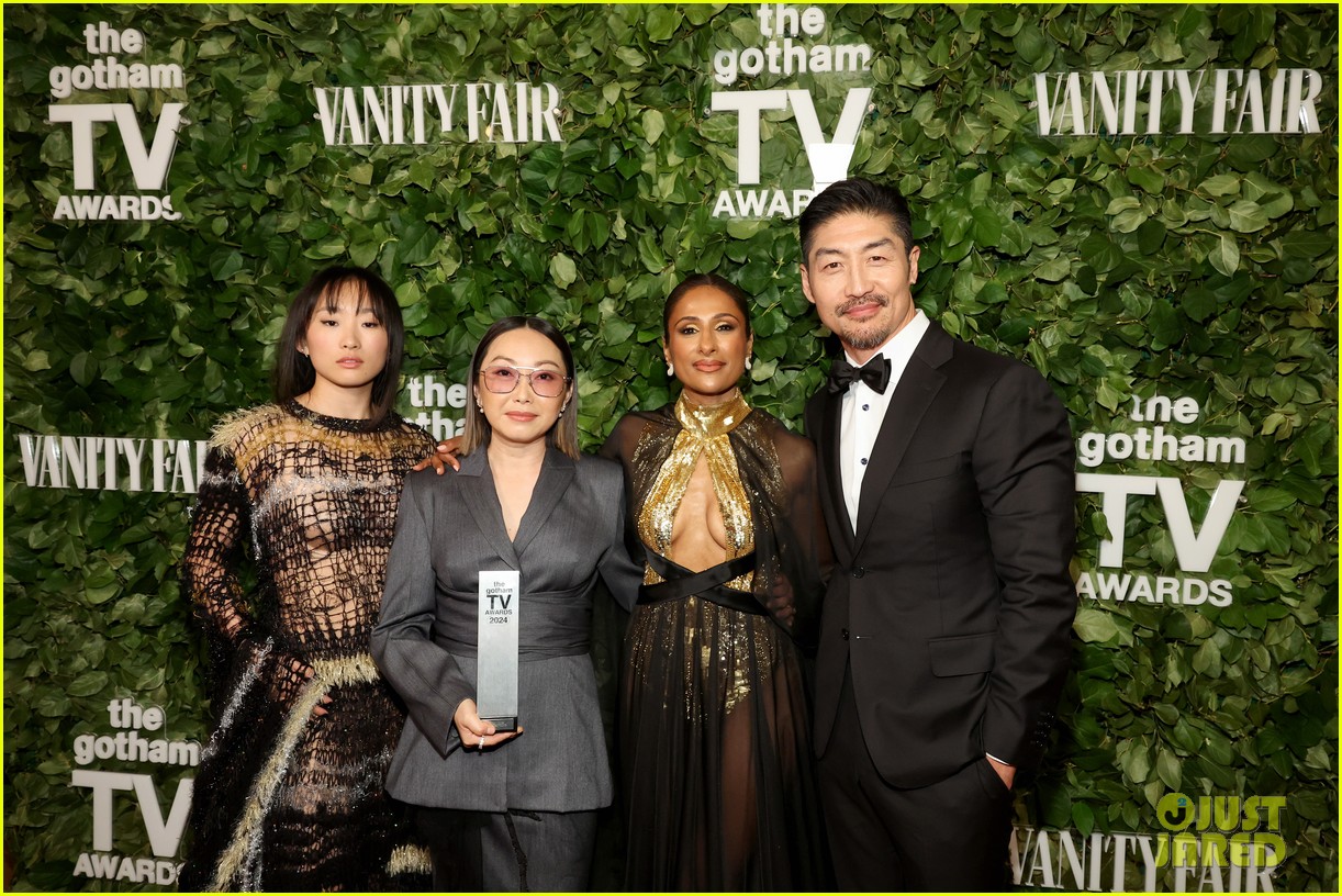 Mariska Hargitay, Riley Keough, Kristen Wiig, & More Step Out for ...