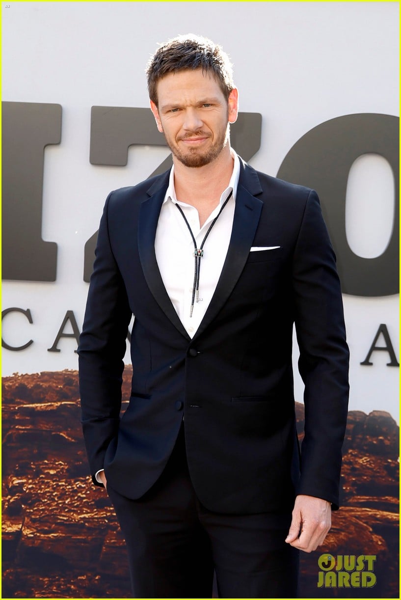 Kevin Costner, Sienna Miller, & 'Horizon' Movie Cast Attend L.A ...