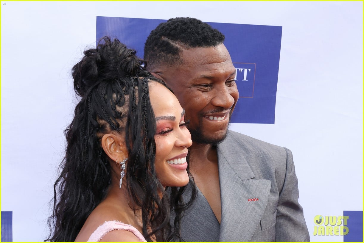 Jonathan Majors Returns to Red Carpet After Sentencing, Joins ...