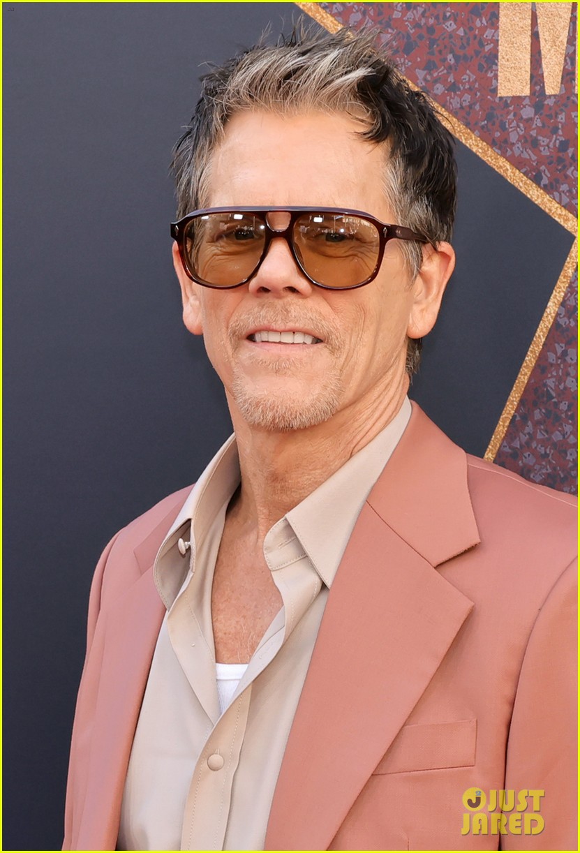 Halsey Wows in Revealing Gold Dress at 'MaXXXine' L.A. Premiere with ...