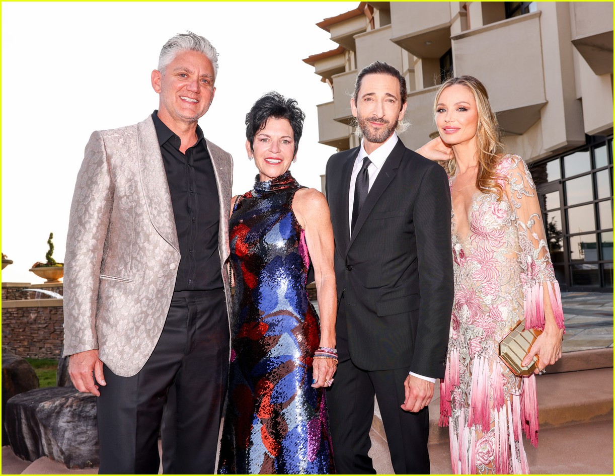 Megan Fox & Machine Gun Kelly Join Star-Studded Group at Nemacolin ...