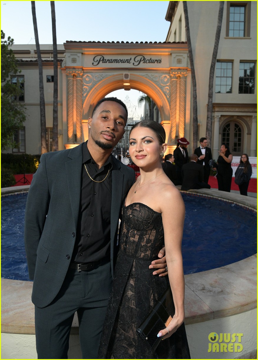 Miranda Derrick Slams Netflix Docu-Series, Sister Melanie Wilking ...