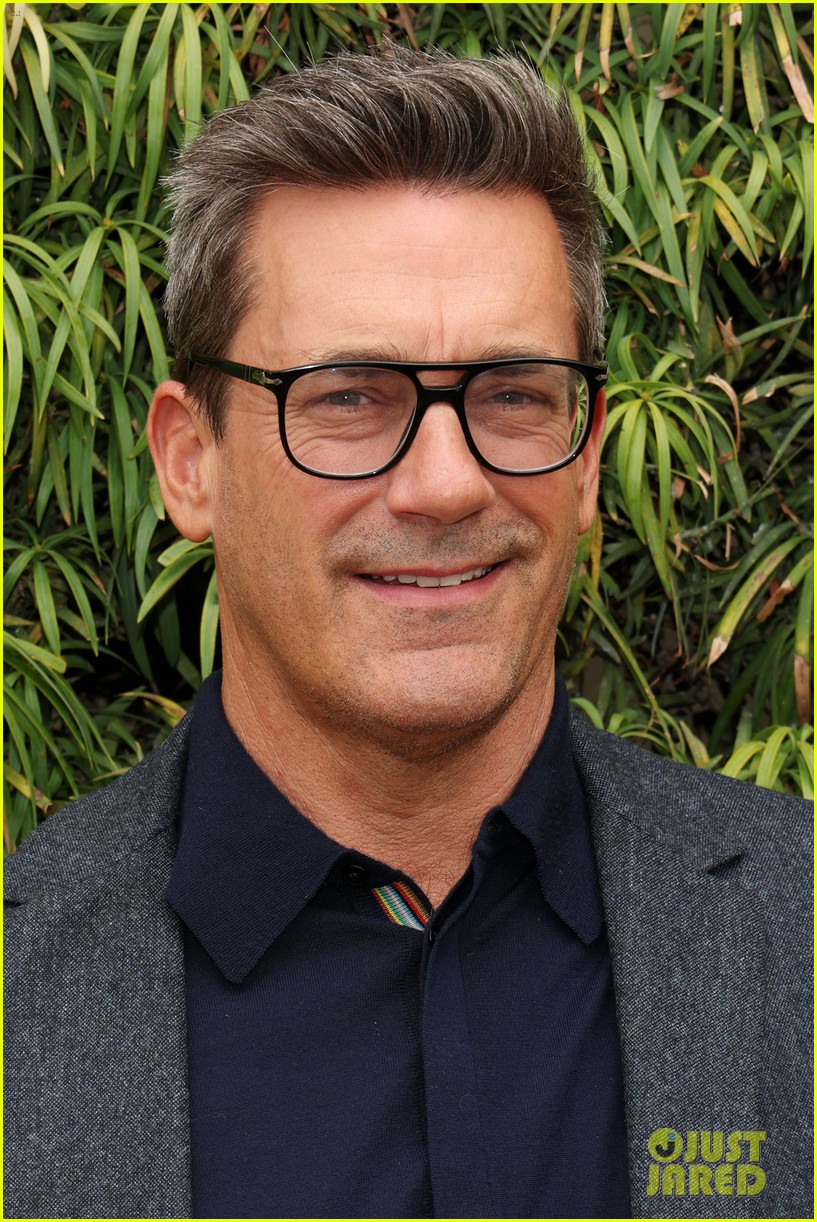 Jennifer Aniston, Jon Hamm, & More Stars Attend 'The Morning Show' FYC ...