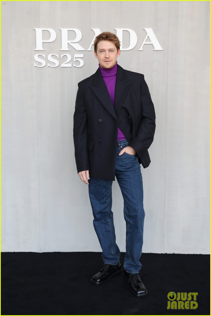 Evan Peters Makes Rare Public Appearance with Girlfriend Natalie Engel ...