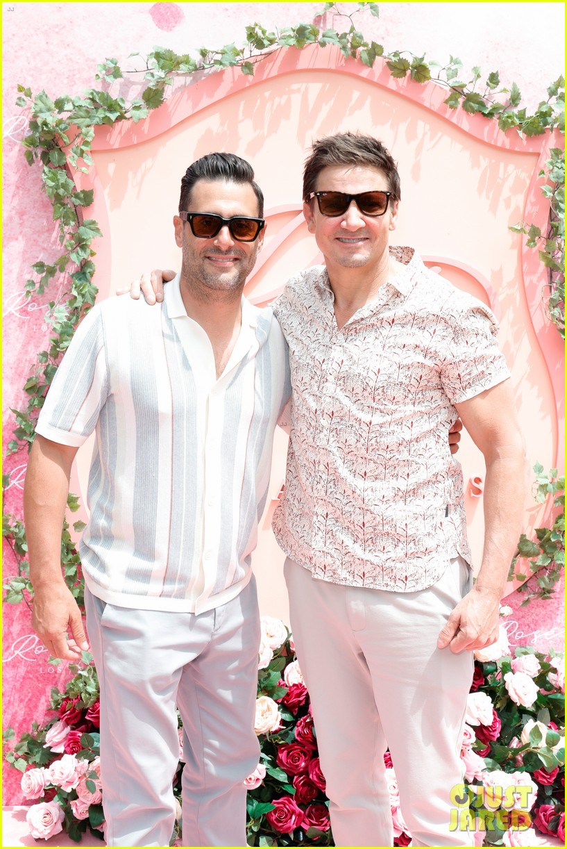 Jeremy Renner Celebrates National Rosé Day with His Sister Nicky: Photo ...